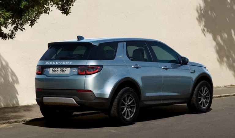 Does Range Rover Have a Third Row to Seat 7 Passengers? - Four Wheel Trends