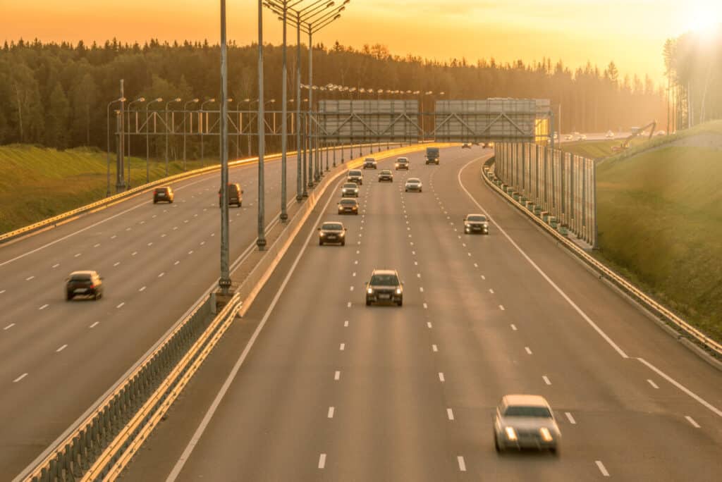 Should You Use 4x4 on the Highway? (Explained!) - Four Wheel Trends