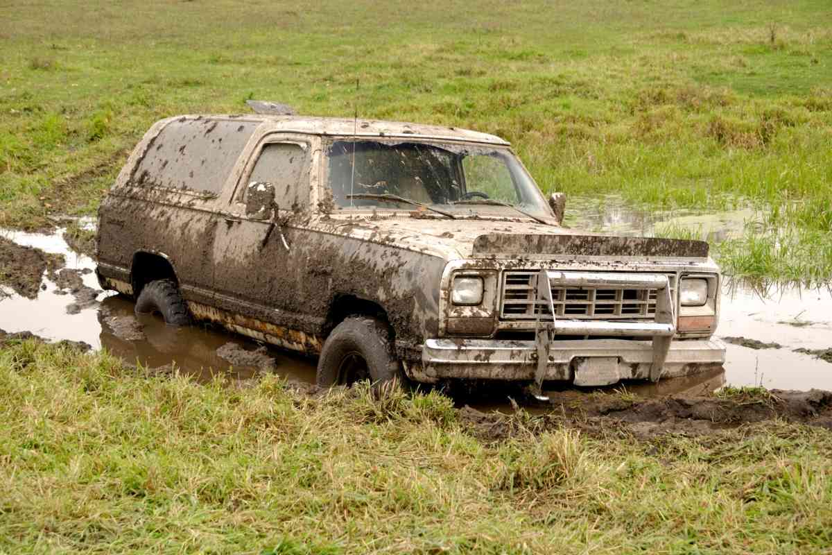 6 Ways To Get Your Car, Truck, or SUV Out Of Mud - Four Wheel Trends