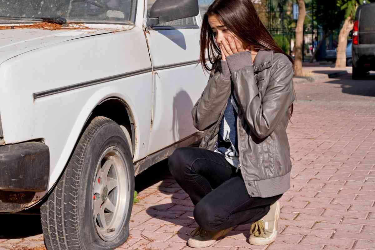 Does Discount Tire Fix Flats For Free? Ultimate Repair Guide - Four ...