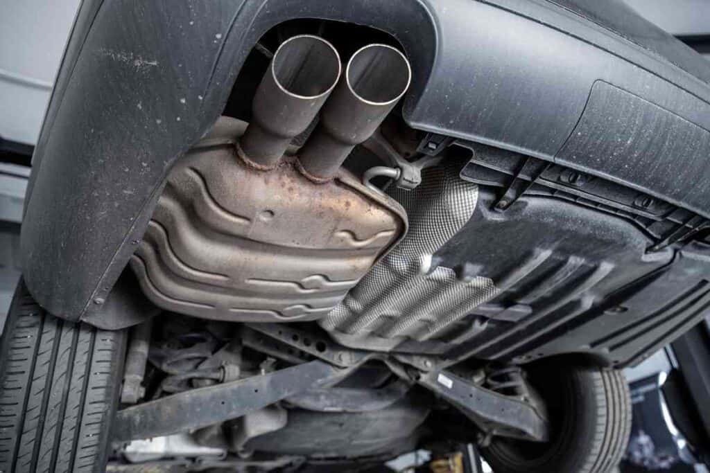 Can I Replace My Catalytic Converter With A Straight Pipe? - Four Wheel ...
