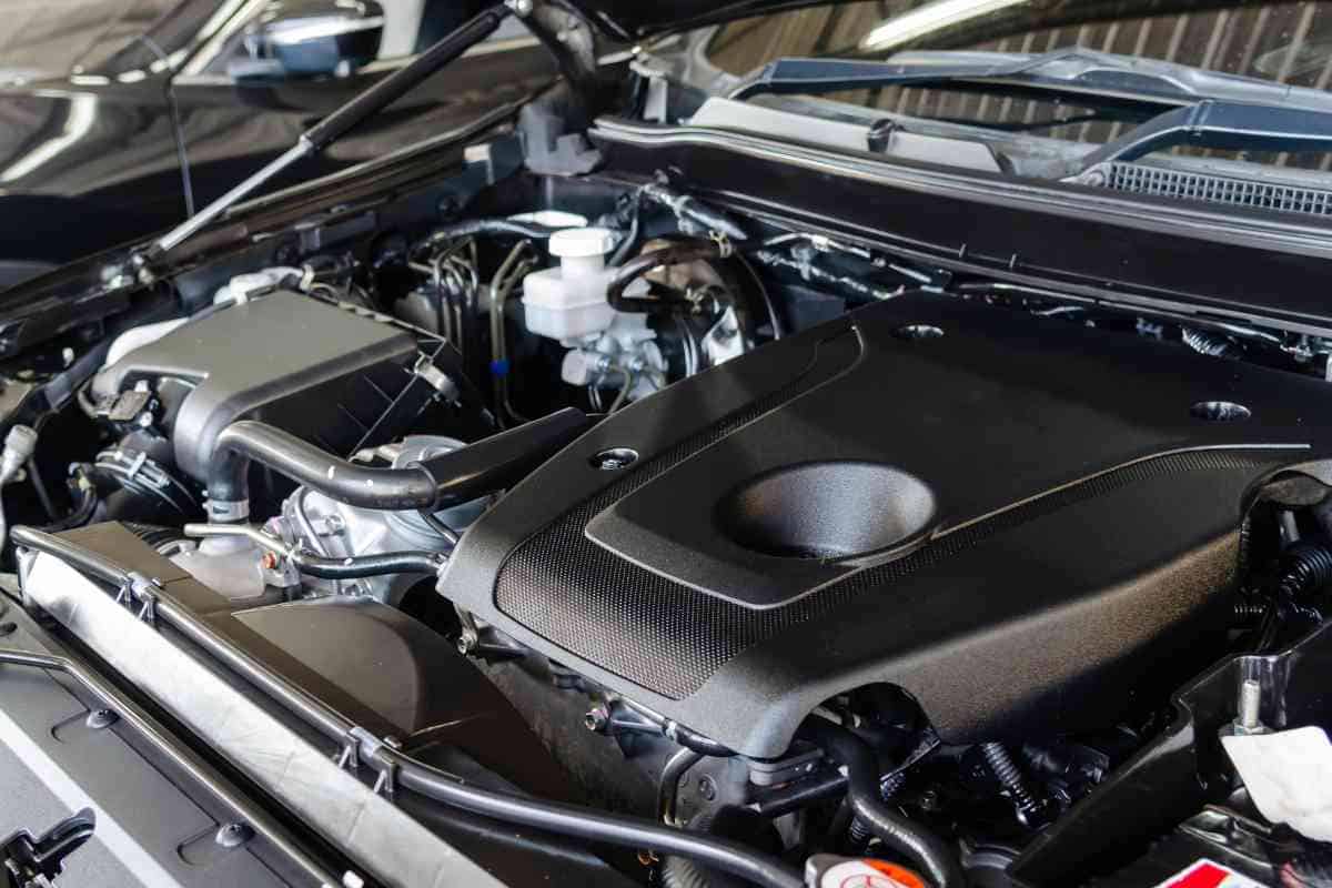 6 Reasons Car Engines Are Smaller (And Why It’s A Good Thing) - Four ...
