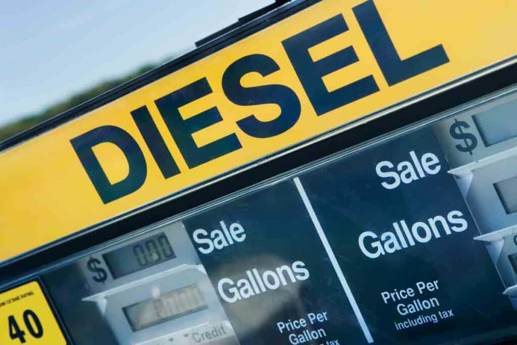 Diesel Fuel Weight: How Much Does 10, 50, 100, 200, and 350 Gallons ...