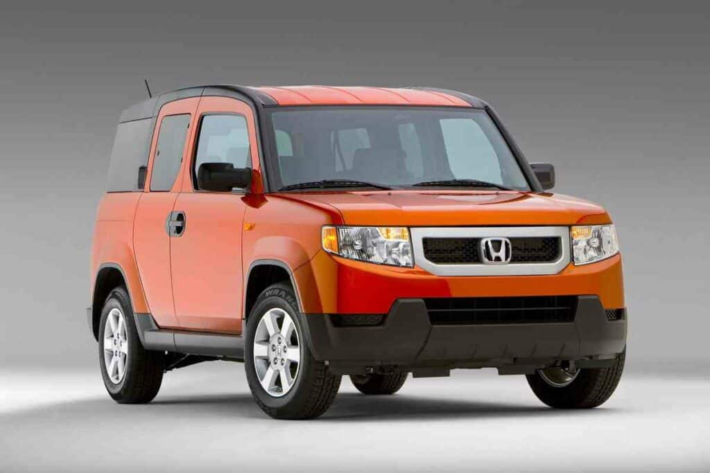 Honda Element Review: The Versatile Choice for Urban Adventure - Four ...