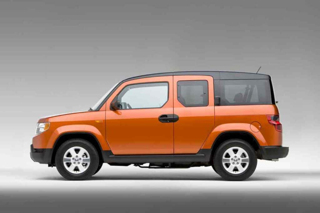 Honda Element Review: The Versatile Choice for Urban Adventure - Four ...