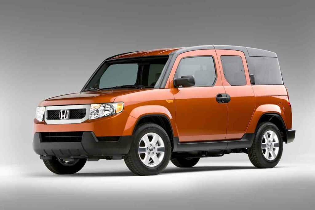 Honda Element Review: The Versatile Choice for Urban Adventure - Four ...