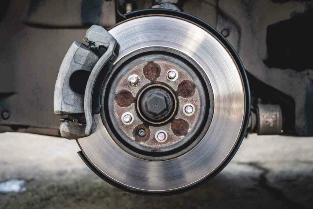 Replacing Brake Pads: The Essential Guide to When and How To Do It ...